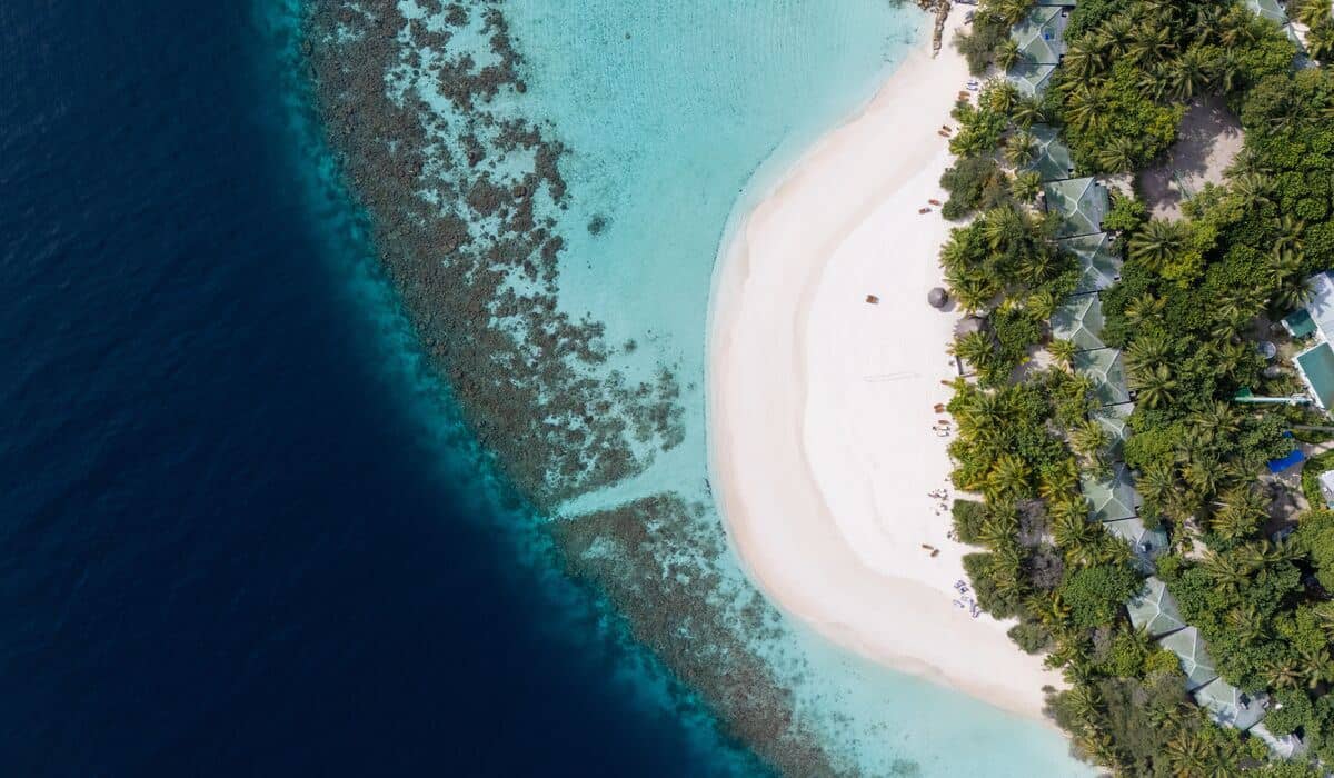 ERI MALDIVES | Coral Travel