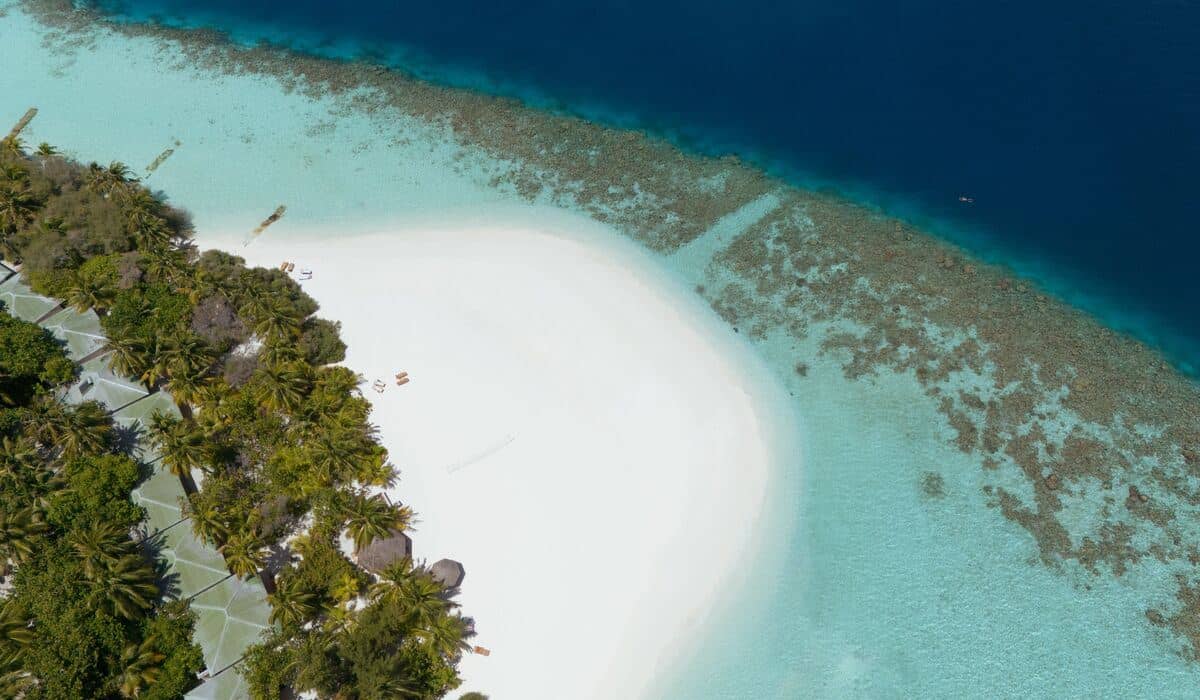 ERI MALDIVES | Coral Travel