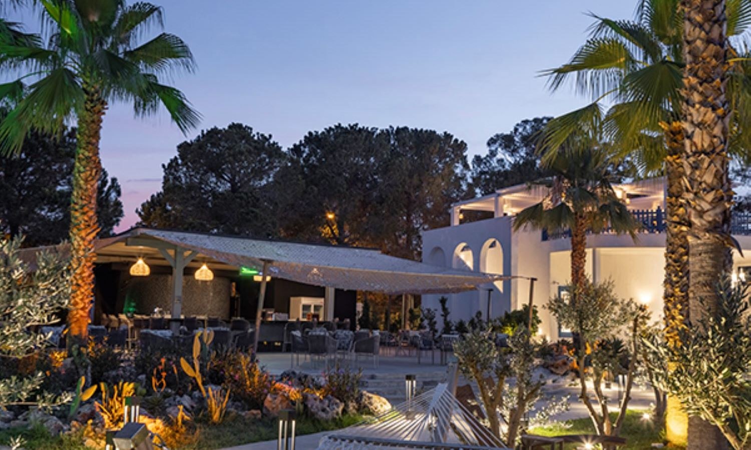 BERRY BLUE HOTEL | Coral Travel