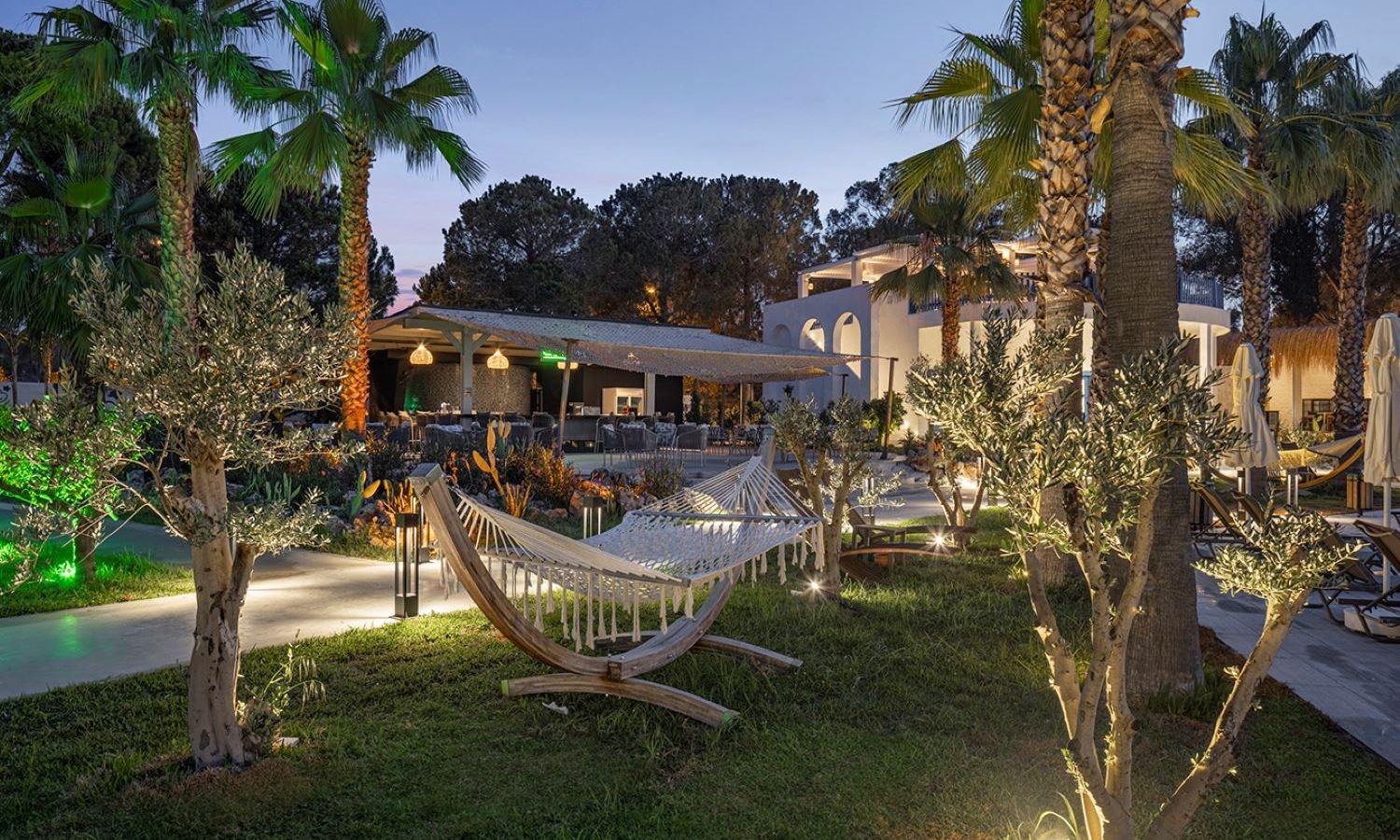 BERRY BLUE HOTEL | Coral Travel