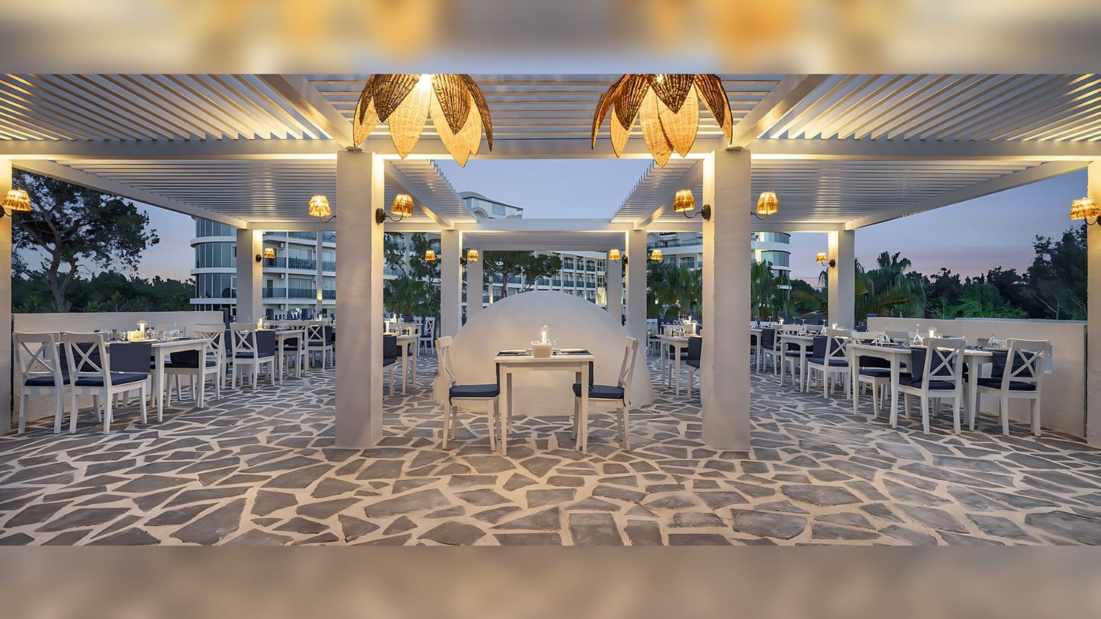 BERRY BLUE HOTEL | Coral Travel