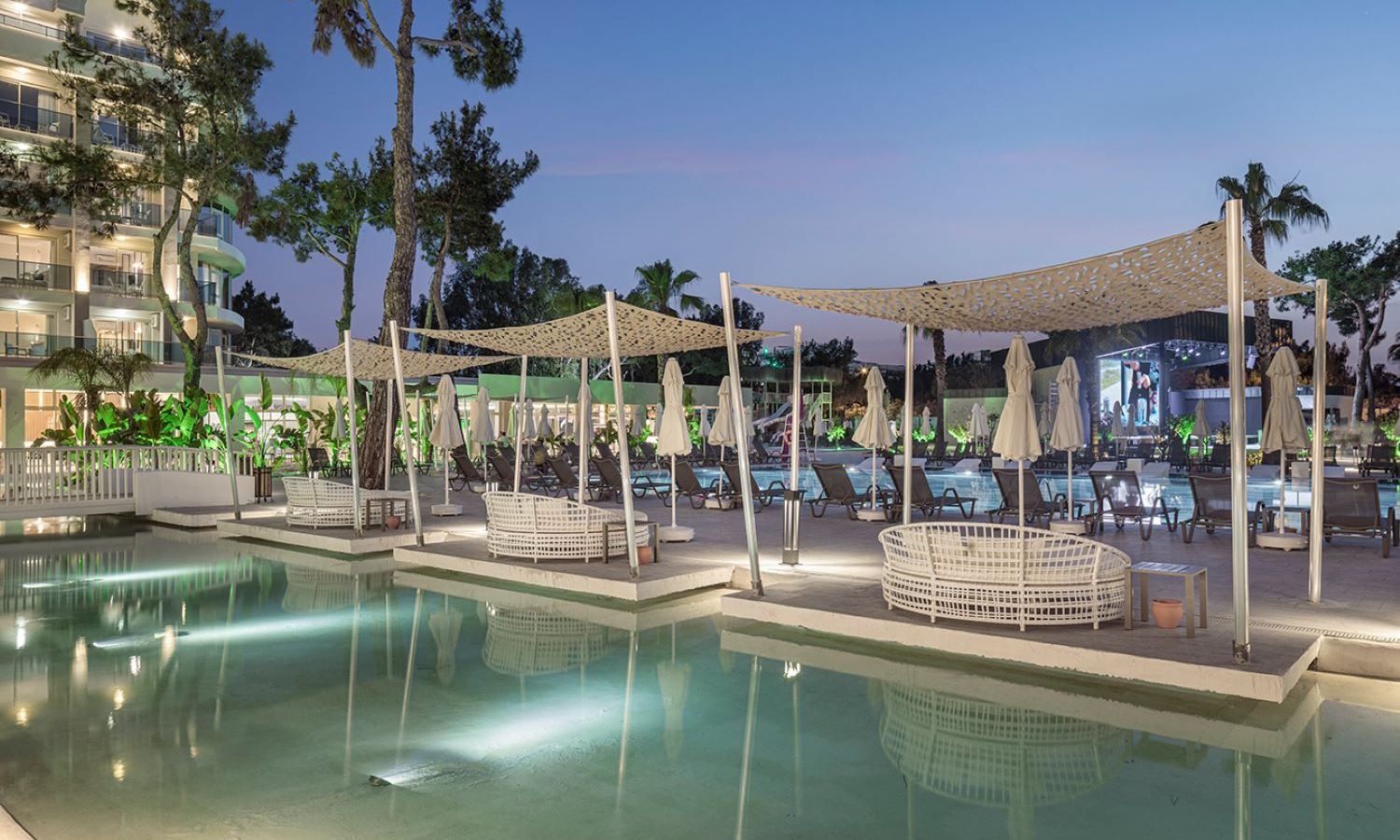 BERRY BLUE HOTEL | Coral Travel