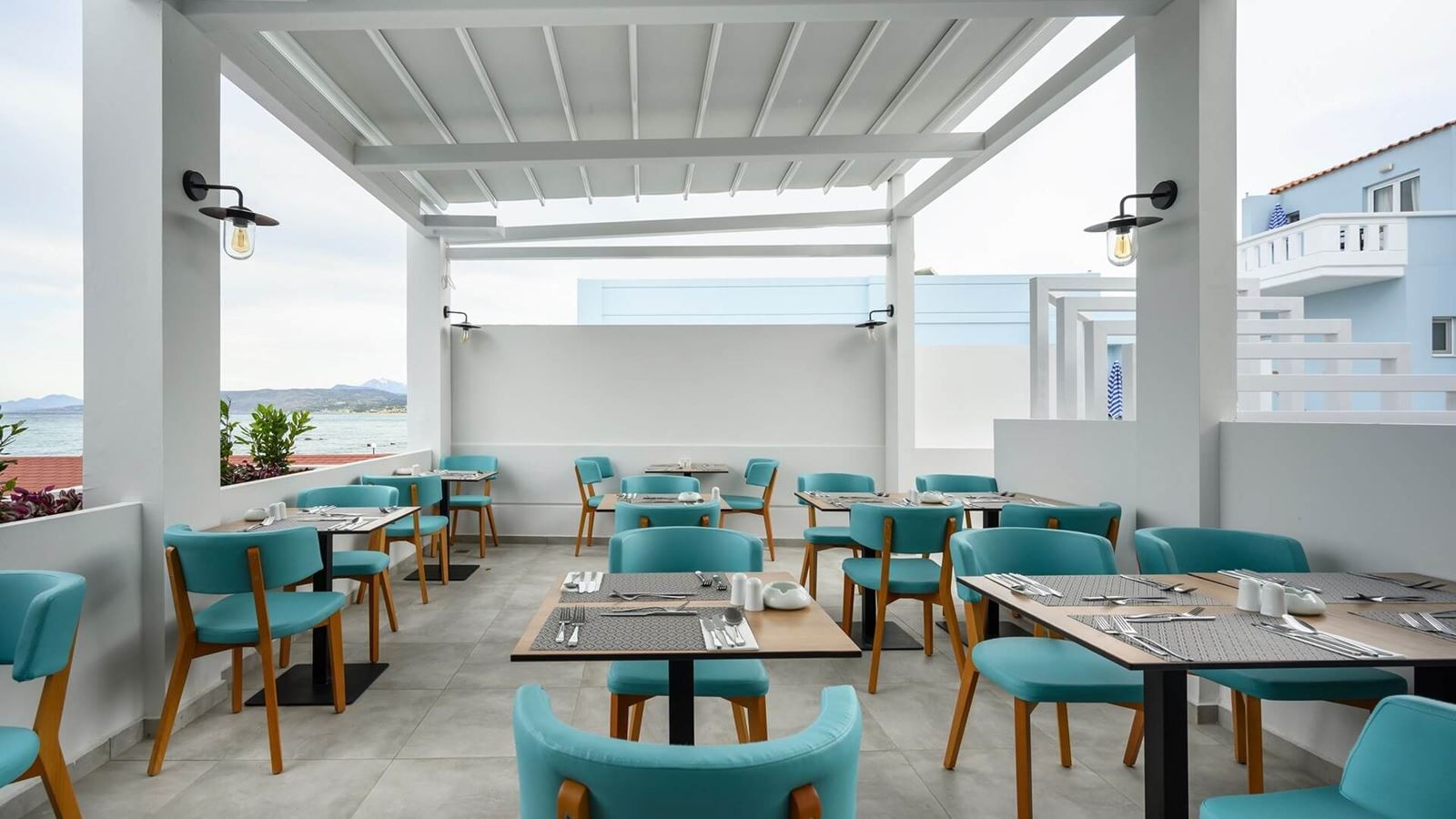 MARE BLUE & SUITES | Coral Travel