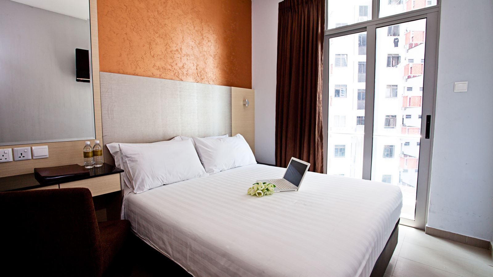 PARC SOVEREIGN HOTEL ALBERT | Coral Travel