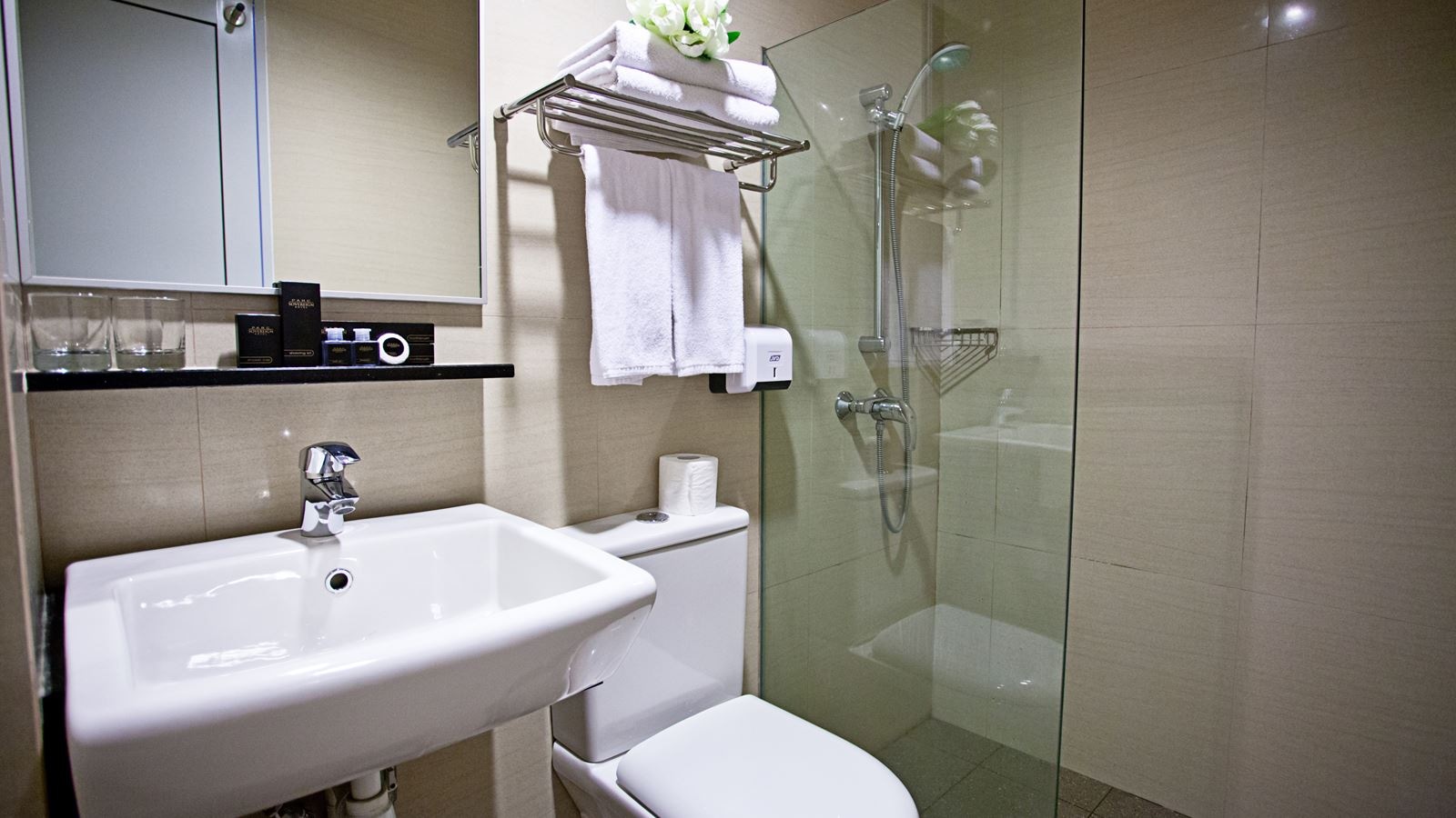 PARC SOVEREIGN HOTEL ALBERT | Coral Travel