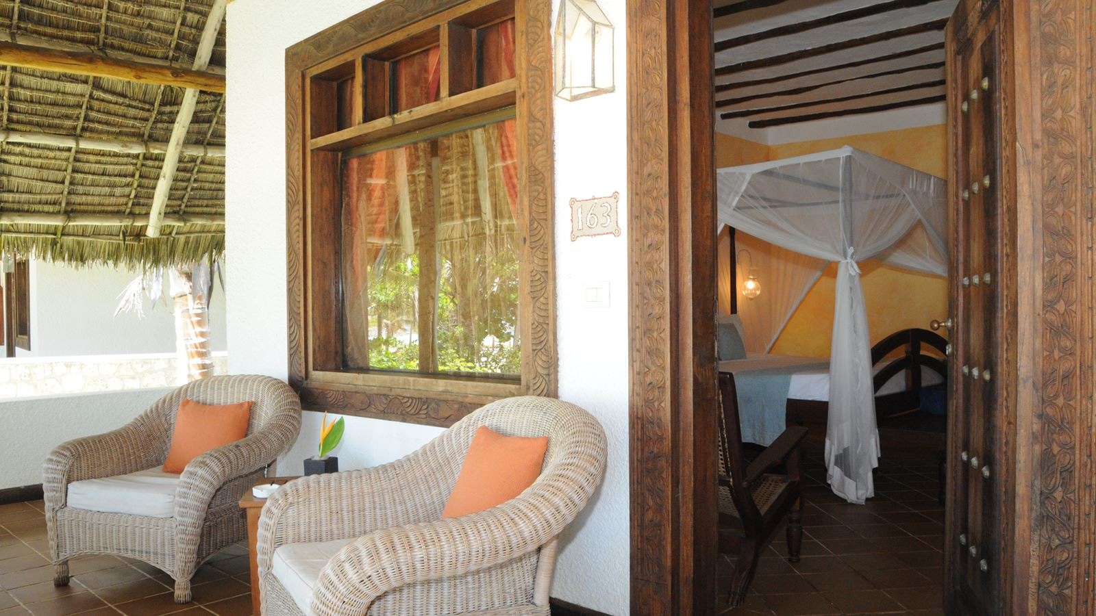 DONGWE BEACH CLUB & RESORT | Coral Travel